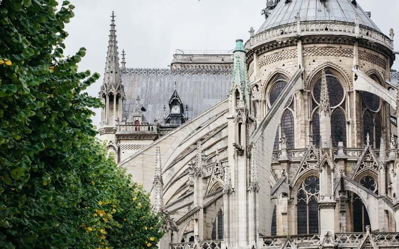 Paris: Notre Dame Exterior Guided Tour with a Small Group - What Makes Notre Dame’s Exterior So Special?