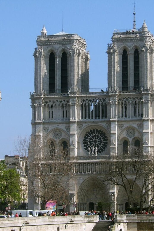 Paris: Notre Dame Outdoor Tour with Sainte-Chapelle / Crypt. - A Closer Look at the Experience