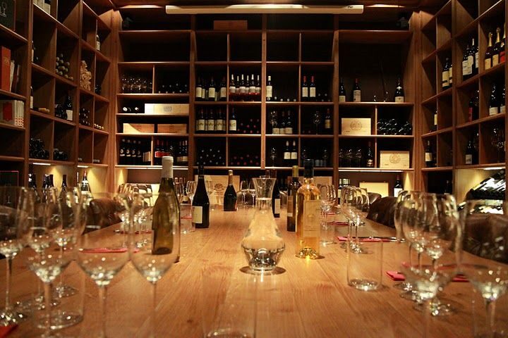 Paris: O Chateau's Wine Tasting Dinner - Key Points