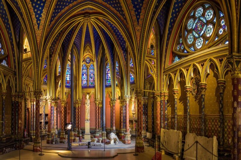 Paris Old Town Highlights Guided Walking Tour - Practical Tips and Considerations