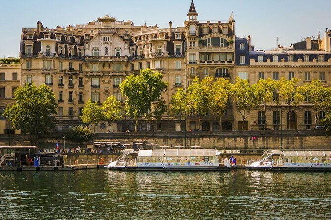 Paris - One Hour Seine River Cruise with Recorded Commentary - Who Will Love This Cruise?