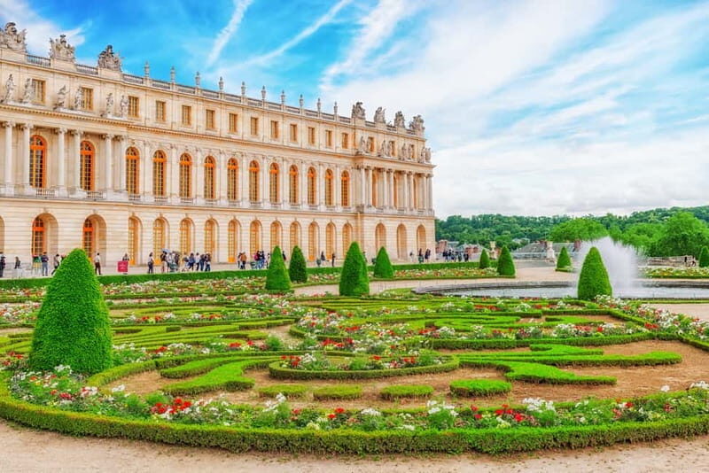 Paris: Palace of Versailles Guided Tour with Bus Transfers - A Deep Dive into the Versailles Experience