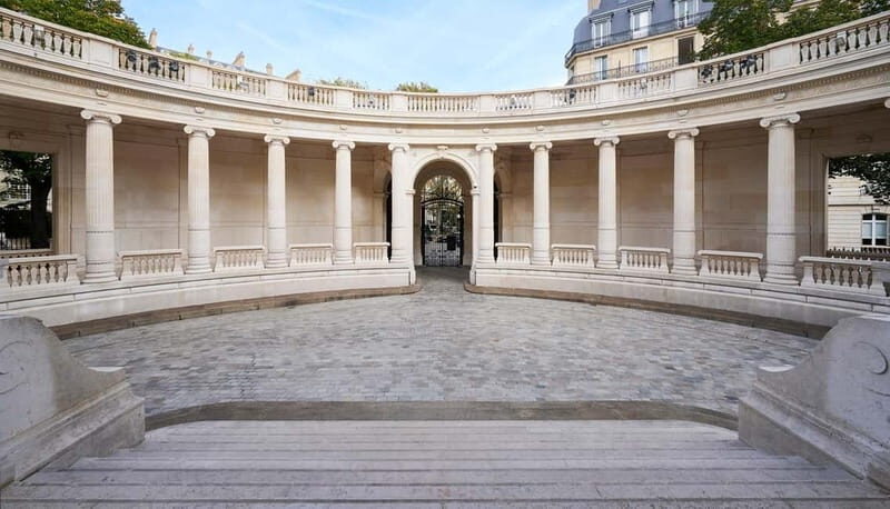 Paris Palais Galliera Special Exhibit & Landmarks Audio Tour - Final Thoughts: Is This Experience Right for You?