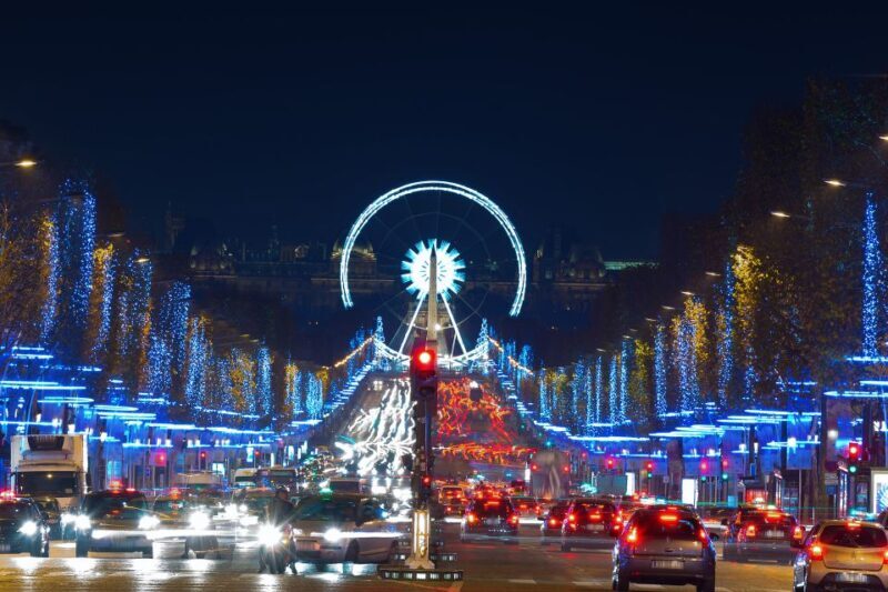 Paris: Panoramic Night Tour with Audio Guide and Host - Key Points