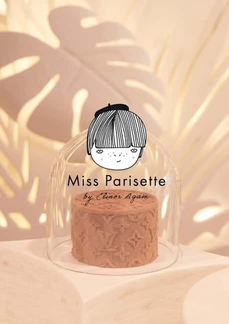 Paris: Paris Fashion, & Art Private Tour | Miss Parisette - Introduction: A Stylish Peek into Paris with Miss Parisette