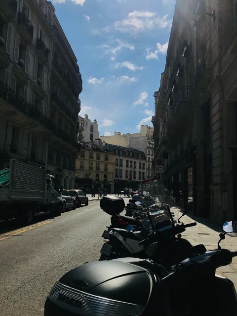Paris: Parisian Motocycle Tour - FAQ