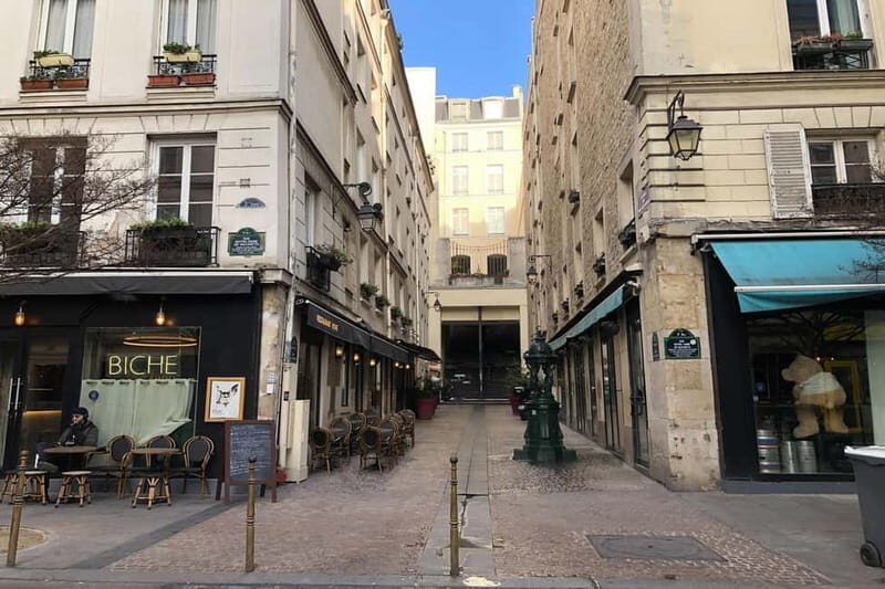 Paris: Pastry & Chocolate Walking Tour with Tastings - The Sum Up
