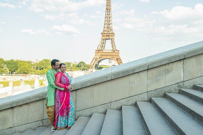 Paris Photo Shoot Session  Eiffel Tower Photographer - Why This Photo Shoot Stands Out