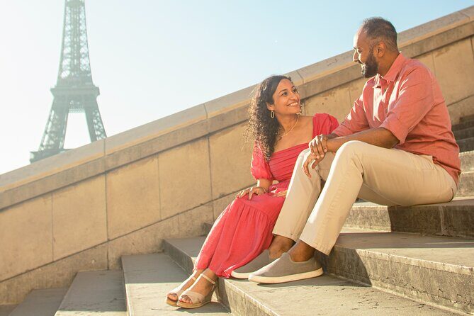 Paris Photo Shoot Session  Eiffel Tower Photographer - Cost and Value: Is It Worth It?