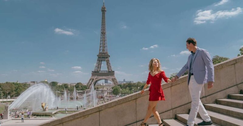 Paris: Photo Shoot with a Private Travel Photographer - Key Points