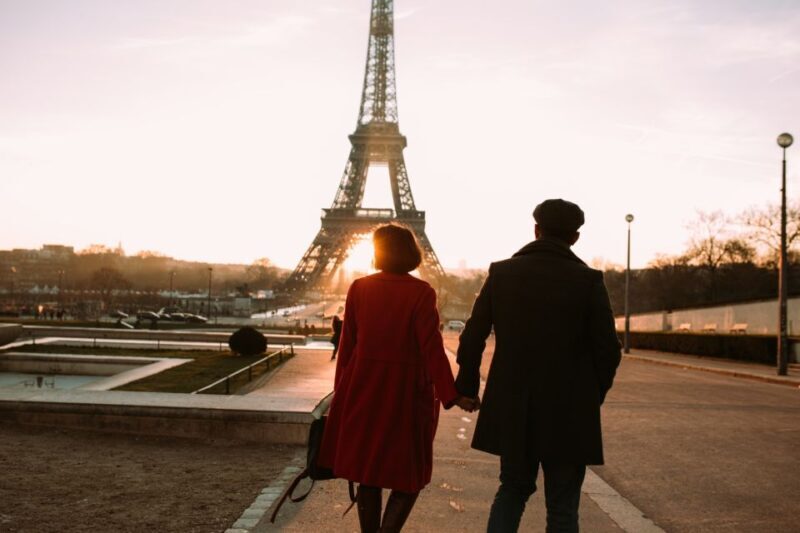 Paris: Photo Shoot with a Private Travel Photographer - What’s Included and What’s Not