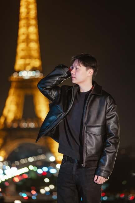 Paris photographer 1 hour near the Eiffel Tower or in Paris - FAQs