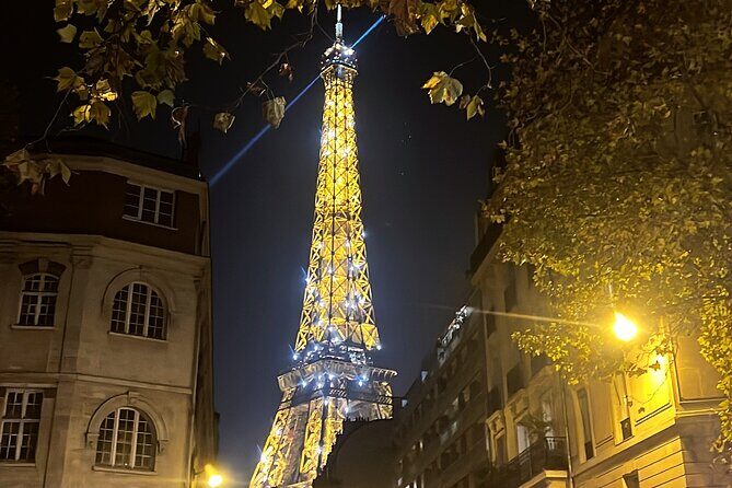 Paris Pink Tour by Night with Champagne - FAQ