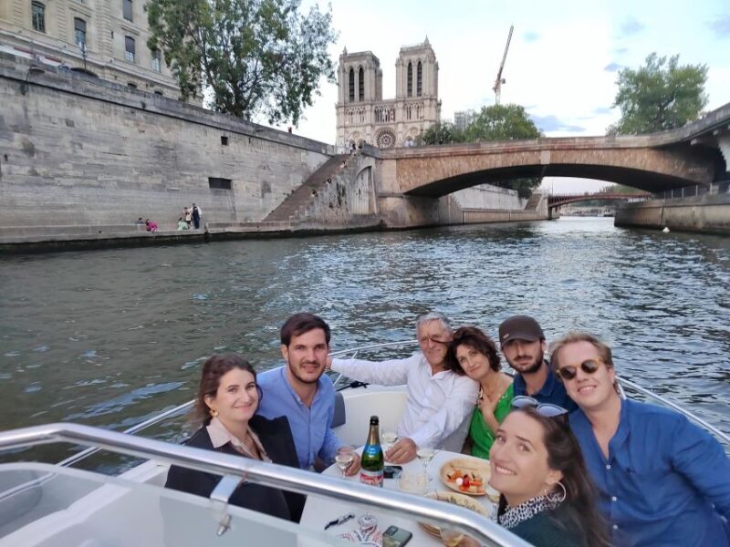 Paris private boat Seine River start near Eiffel Tower - Practical Tips for Your Trip