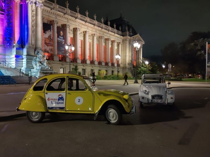 Paris: Private Christmas lights tour in Citroën 2CV 2h - Exploring Paris in a Vintage 2CV: What to Expect