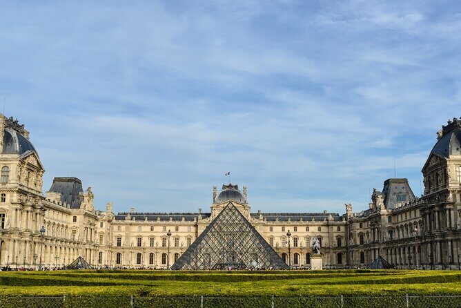 Paris Private City Tour with Hotel Apartment Pickup & Drop off Included - A Closer Look at the Experience