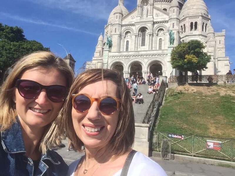 Paris: Private Custom Highlights and Gems Tour with a Local - The Guide Experience: Knowledge, Personality, and Authenticity
