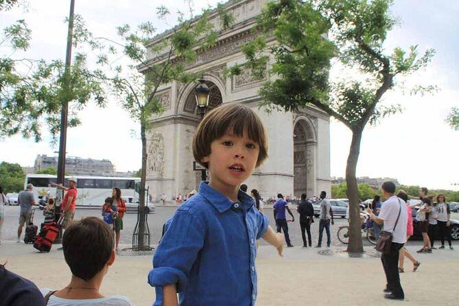 Paris Private Day Tour & Seine Cruise for Kids and Families - An In-Depth Look at the Paris Private Day Tour & Seine Cruise