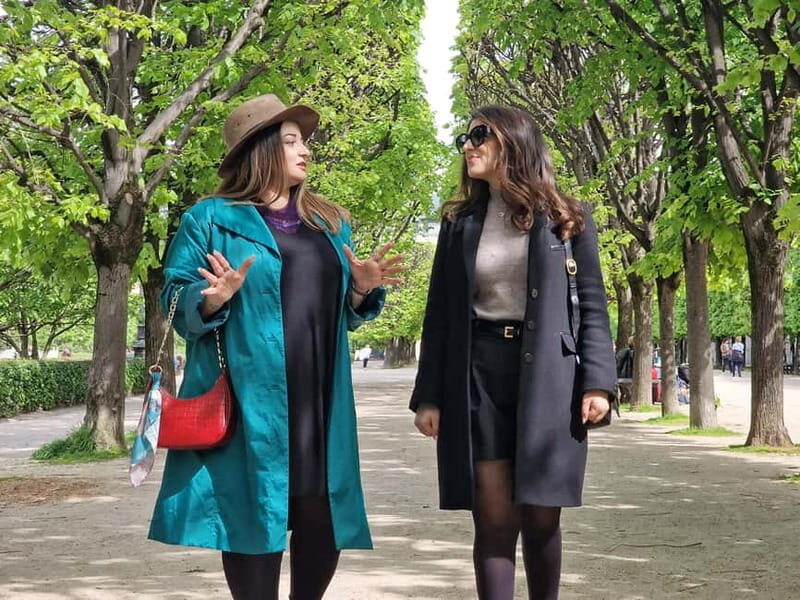 Paris: Private Fashion Tour (Chanel, Dior, Sex & the City) - Key Points