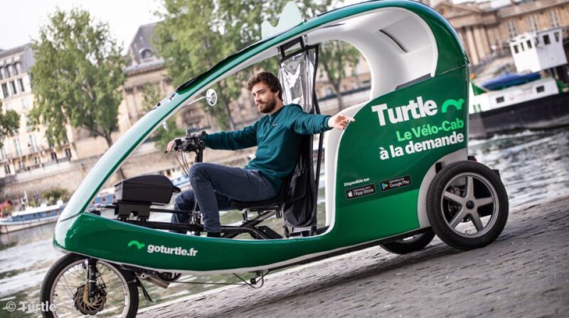 Paris: Private guided tour in Rickshaw bike - Gustave Eiffel - Key Points