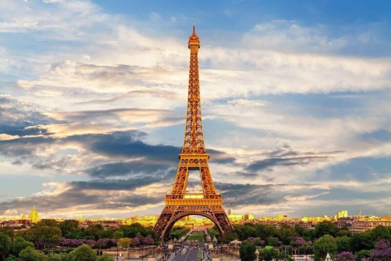 Paris Private Guided Walking Tour - A Walk Through Time: What This Tour Offers