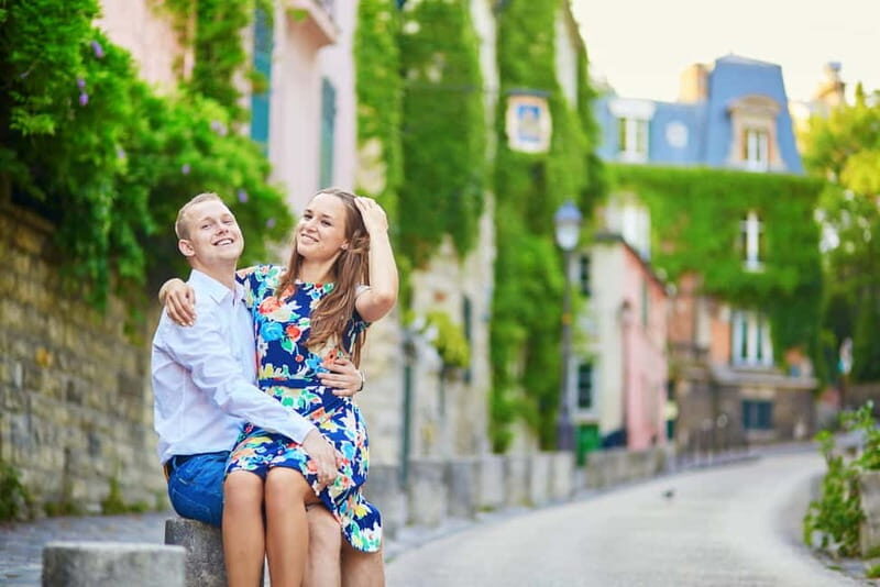 Paris: Private Montmartre Photoshoot with Parisian Charm - Exploring the Charm of a Private Montmartre Photoshoot in Paris