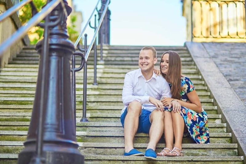 Paris: Private Montmartre Photoshoot with Parisian Charm - FAQ