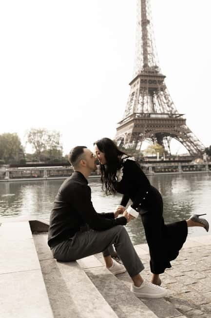 Paris: Private Photography Session with 30 Photos - Considerations and Limitations