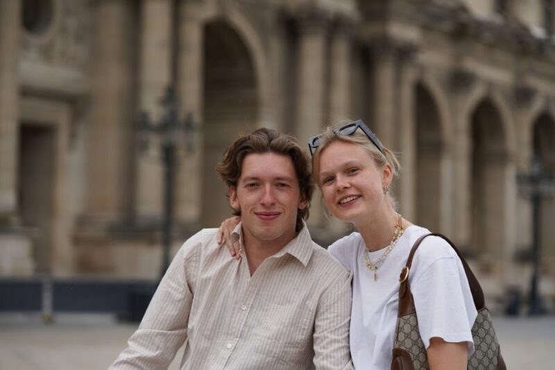 Paris: Private Photoshoot Outside the Louvre Museum - An In-Depth Look at the Experience