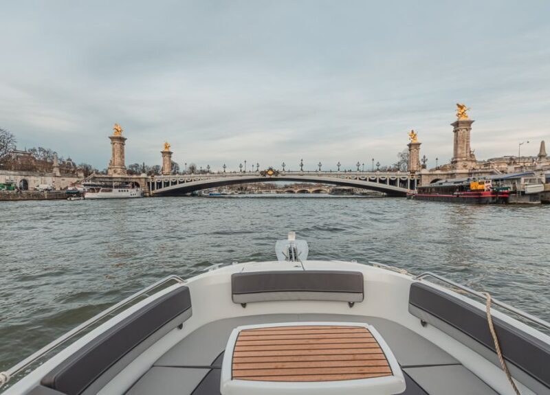 Paris: Private Seine River Cruise - Key Points