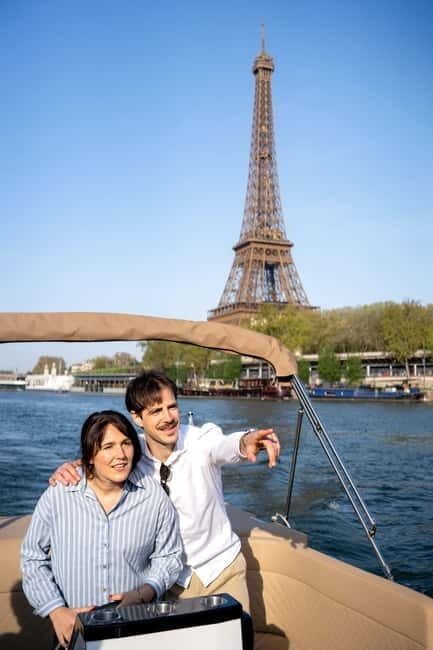 Paris: Private Small Boat Cruise with Rosé and Macarons - An Authentic Parisian Experience on the Water: Private Small Boat Cruise with Rosé and Macarons