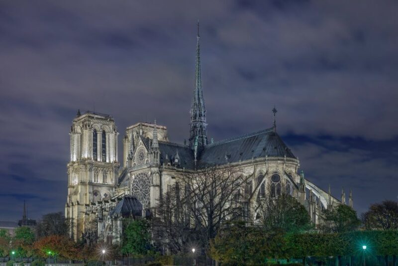 Paris: Private Tour with Personal Guide, Driver, and Vehicle - An In-Depth Look at the Tour