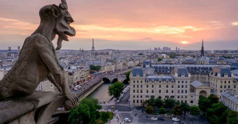 Paris: Private Tour with Personal Guide, Driver, and Vehicle - Who Should Consider This Tour?