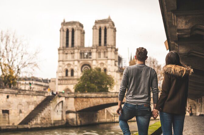Paris Private Tour with Skip the line Tickets to Louvre Museum & French Crepes - FAQs
