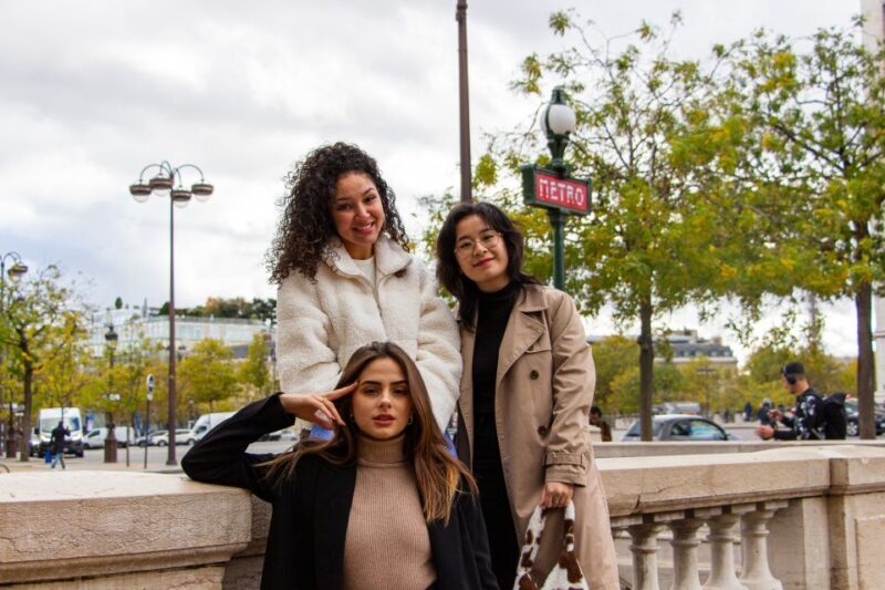 Paris: Professional Photoshoot at the Arc de Triomphe - Key Points