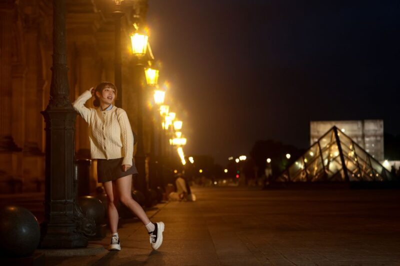 Paris: Professional Photoshoot with 300+ Photos + 1 present - FAQs