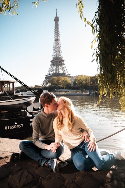 Paris: Quick Private Photography Session near Eiffel Tower - Practical Considerations