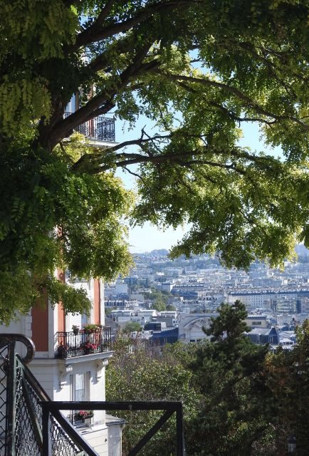 Paris: Sacré-Coeur and Montmartre Tour with Expert Guide - FAQs