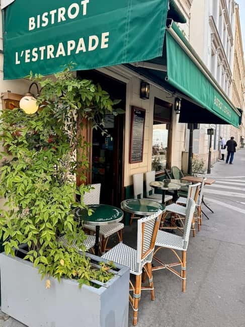 Paris: Saint-Germain. The luxury+intellectual side of Paris. - An In-Depth Look at the Saint-Germain Tour