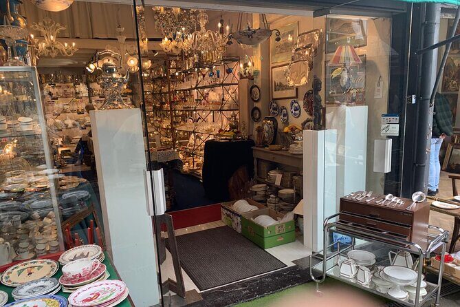Paris: Saint Ouen Flea Market Guided Tour with Local Guide - FAQ
