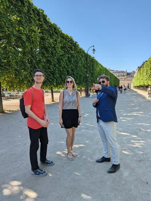 Paris : Scandals Guided Walking Tour - What You Get and What You Don’t