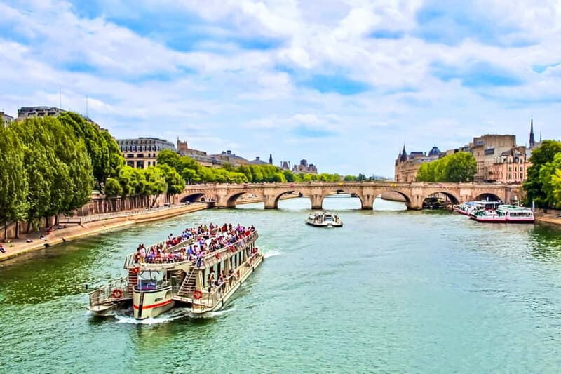 Paris: Seine Cruise & Crepe Tasting near the Eiffel Tower - Discovering Paris from the Seine: An Overview