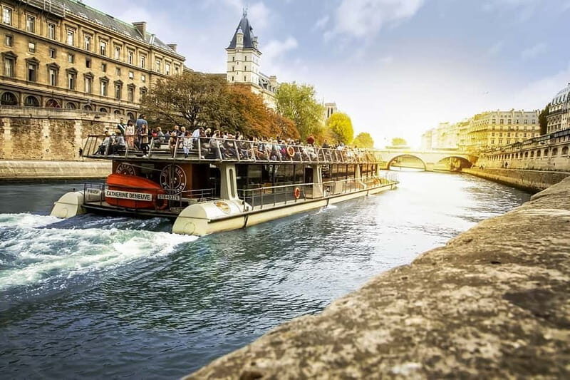Paris: Seine Cruise & Crepe Tasting near the Eiffel Tower - The Crepe Tasting: A French Classic