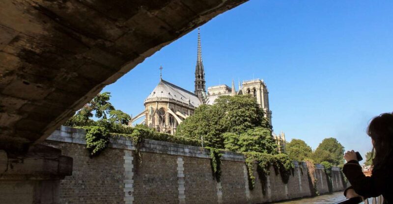 Paris: Seine River and Canal Saint-Martin Cruise - Key Points