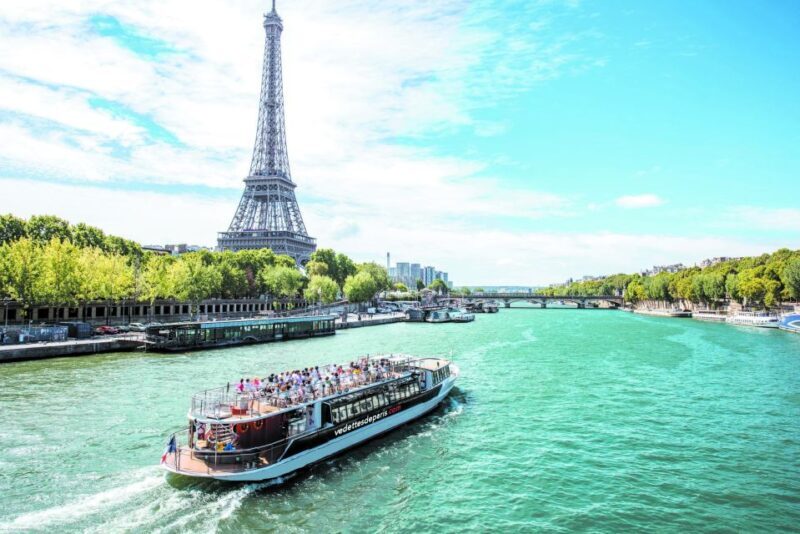 Paris: Seine River Cruise with a Live Guide - Practical Tips for Travelers