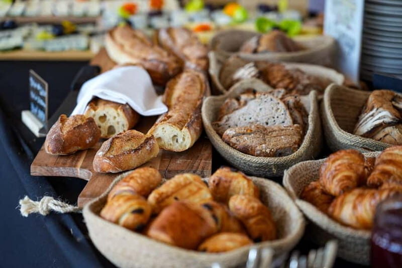 Paris: Seine River Cruise with Brunch - The Family-Friendly Touch