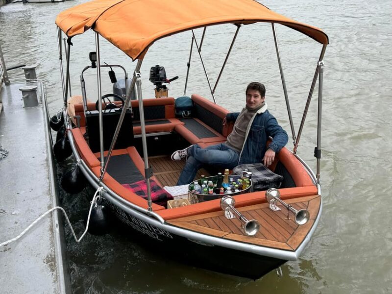 Paris: Seine River Private Cruise - FAQ