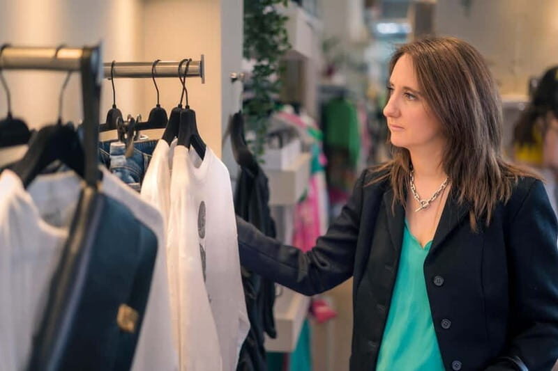 Paris : Shopping Tour with a Paris fashion stylist - 1/2 day - Why This Tour Offers Excellent Value
