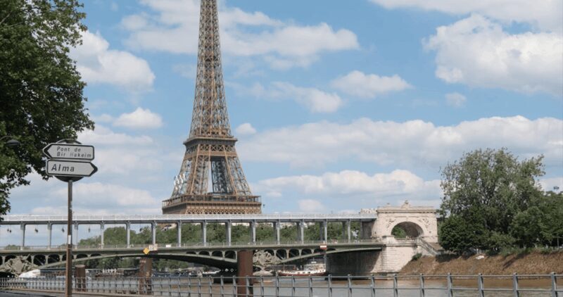 Paris: Side-Car Tour of Paris's most Beautiful Monuments - Exploring Paris in a Vintage Sidecar