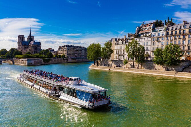 Paris Sightseeing Cruise with Champagne by Bateaux Mouches - A Detailed Look at the Experience